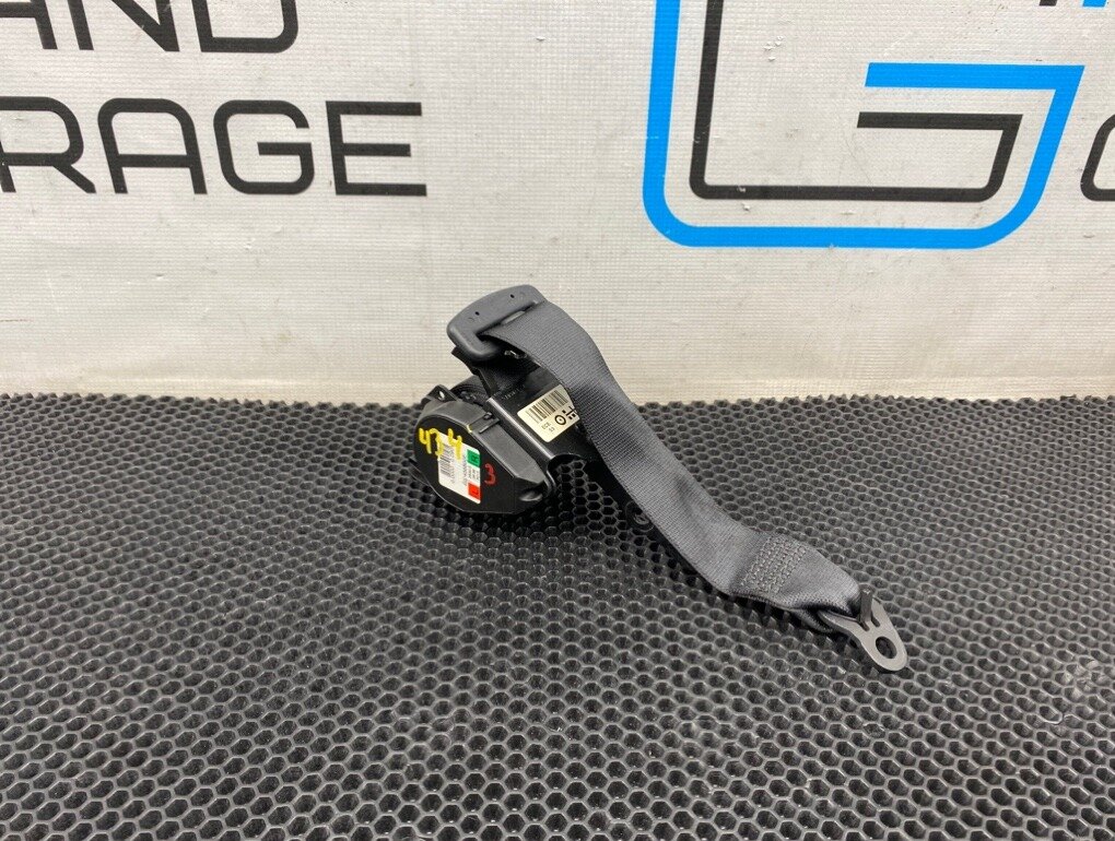 Ремень безопасности BMW 3-Series 2014 F30 N20B20B 2.0 OEM 72117259389