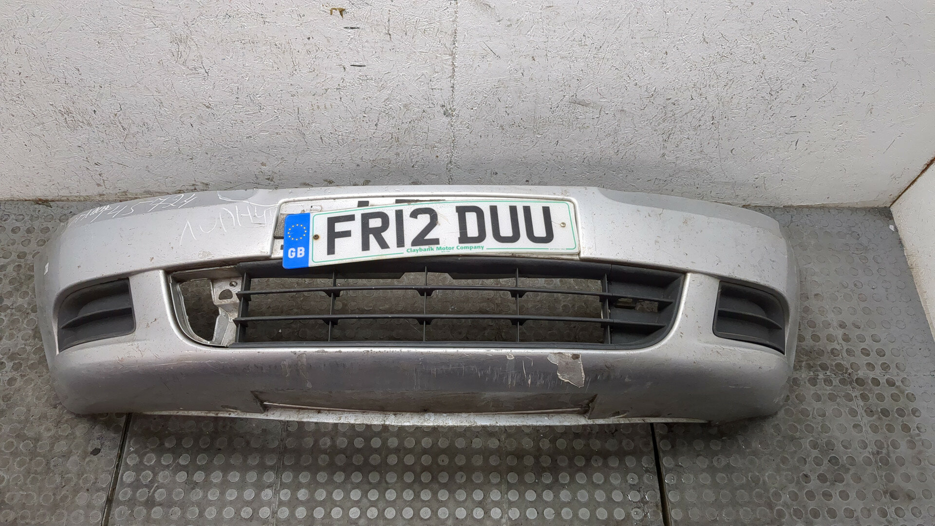 Бампер передний Skoda Octavia (A5) Б/У