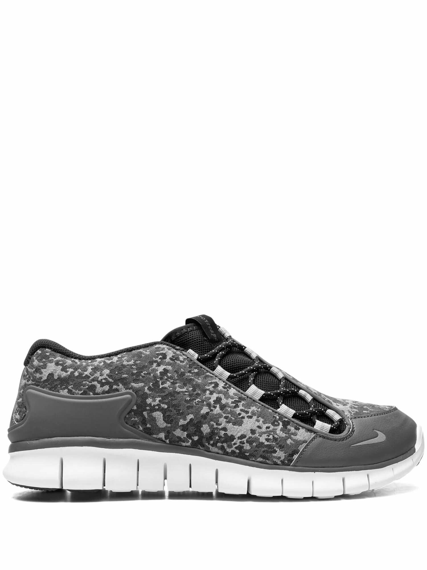 Кроссовки Footscape Free