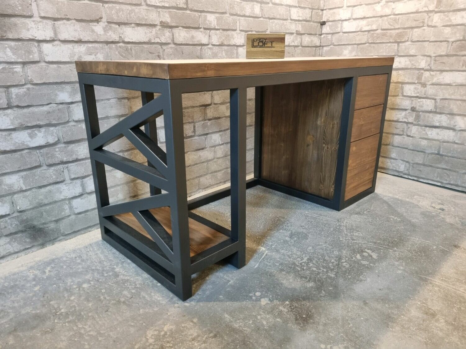 Компьютерный стол лофт Urban Comp-09, для дома и офиса, с размерами 120х75х60 см