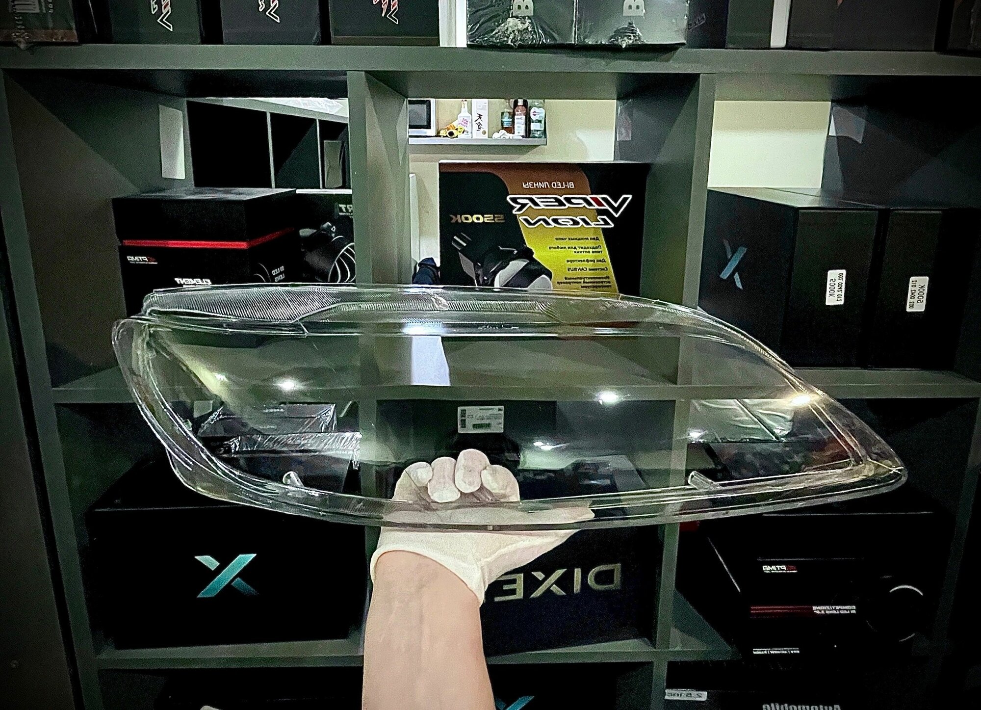 Стекло фары для Mazda 6 GG 2002 - 2008 (правое)