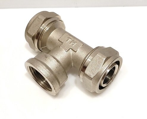 Тройник с переходом на внутреннюю резьбу обжим 32 х 1" х 32 TIEMME