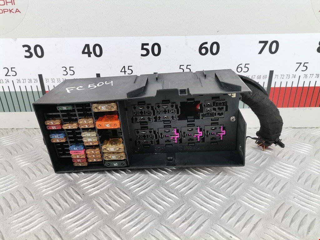 Блок предохранителей Volkswagen Phaeton 3D0937499B арт. 1535214