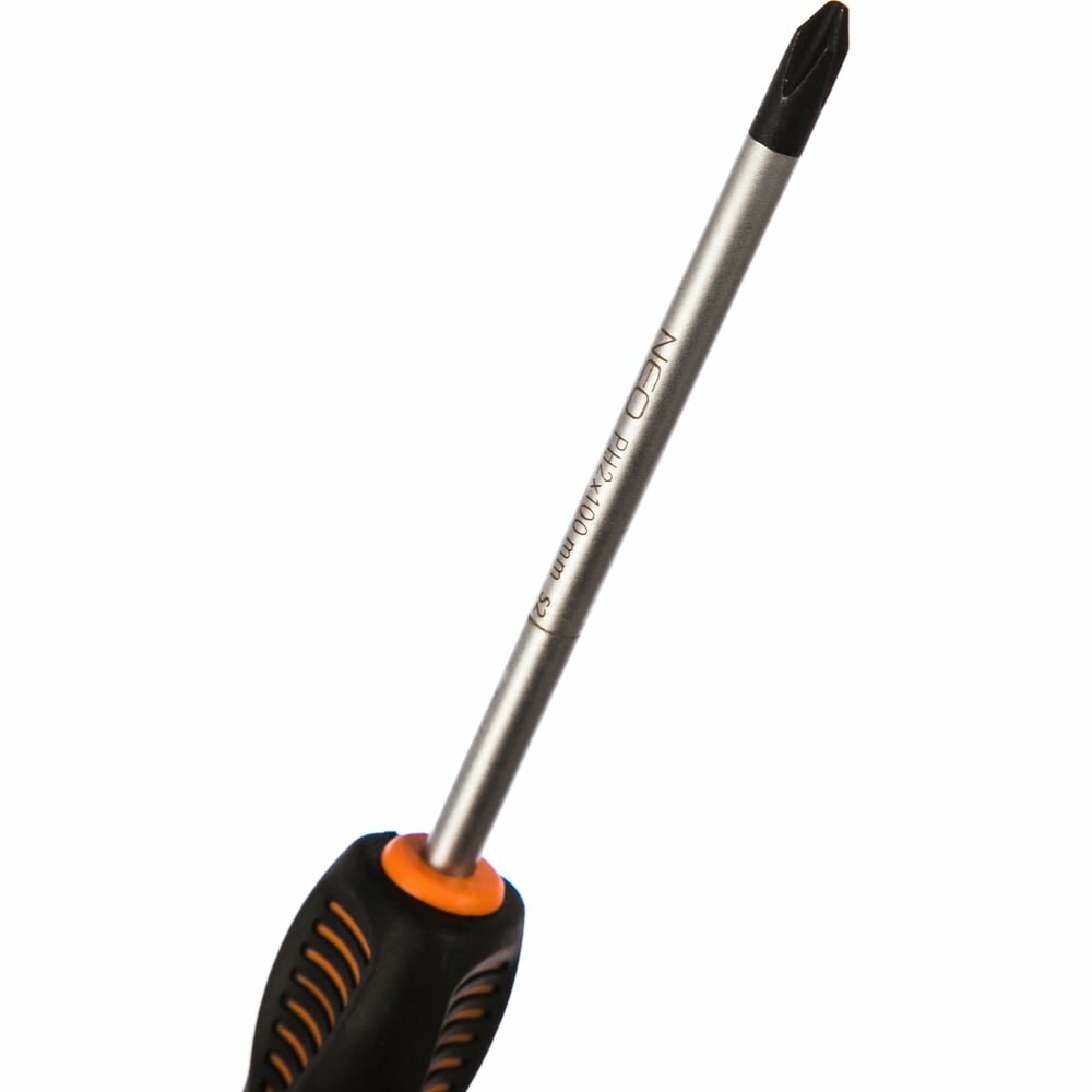 Крестовая отвертка NEO Tools 04-024