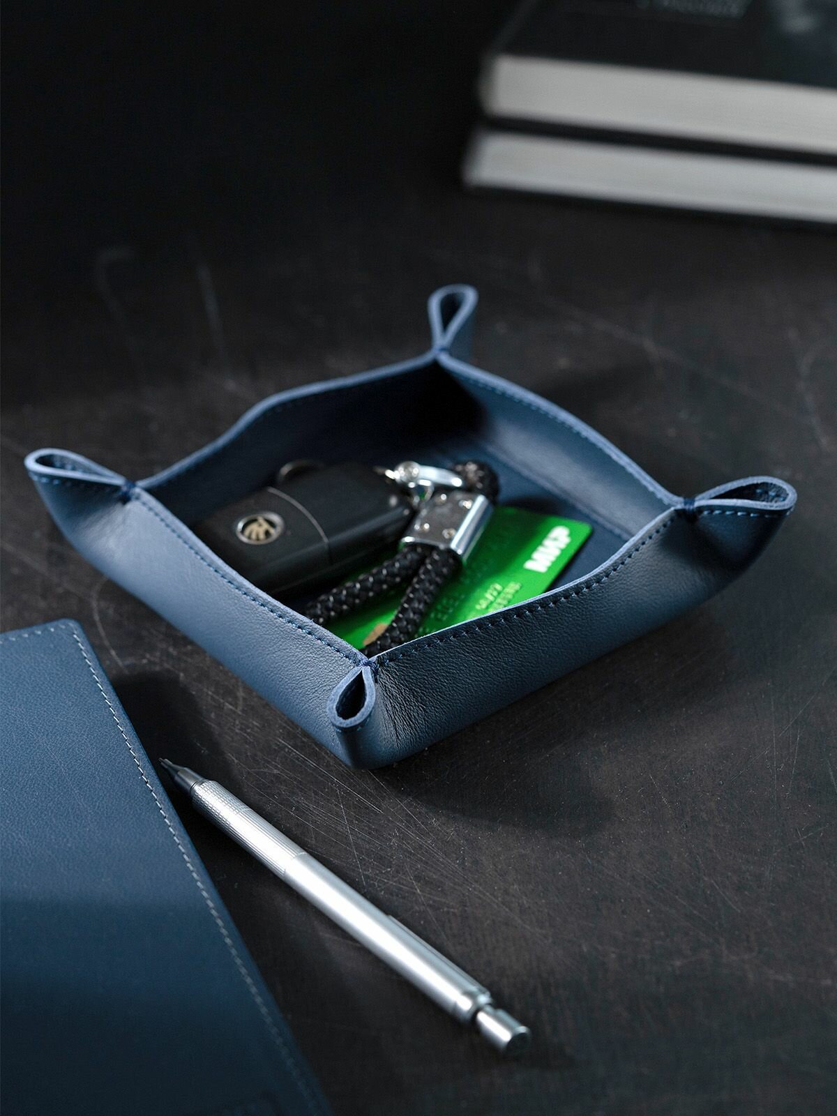 Кофр для хранения ключей, мелочи из натуральной кожи, Kofry Indigo J.Audmorr, синий 12х12 см