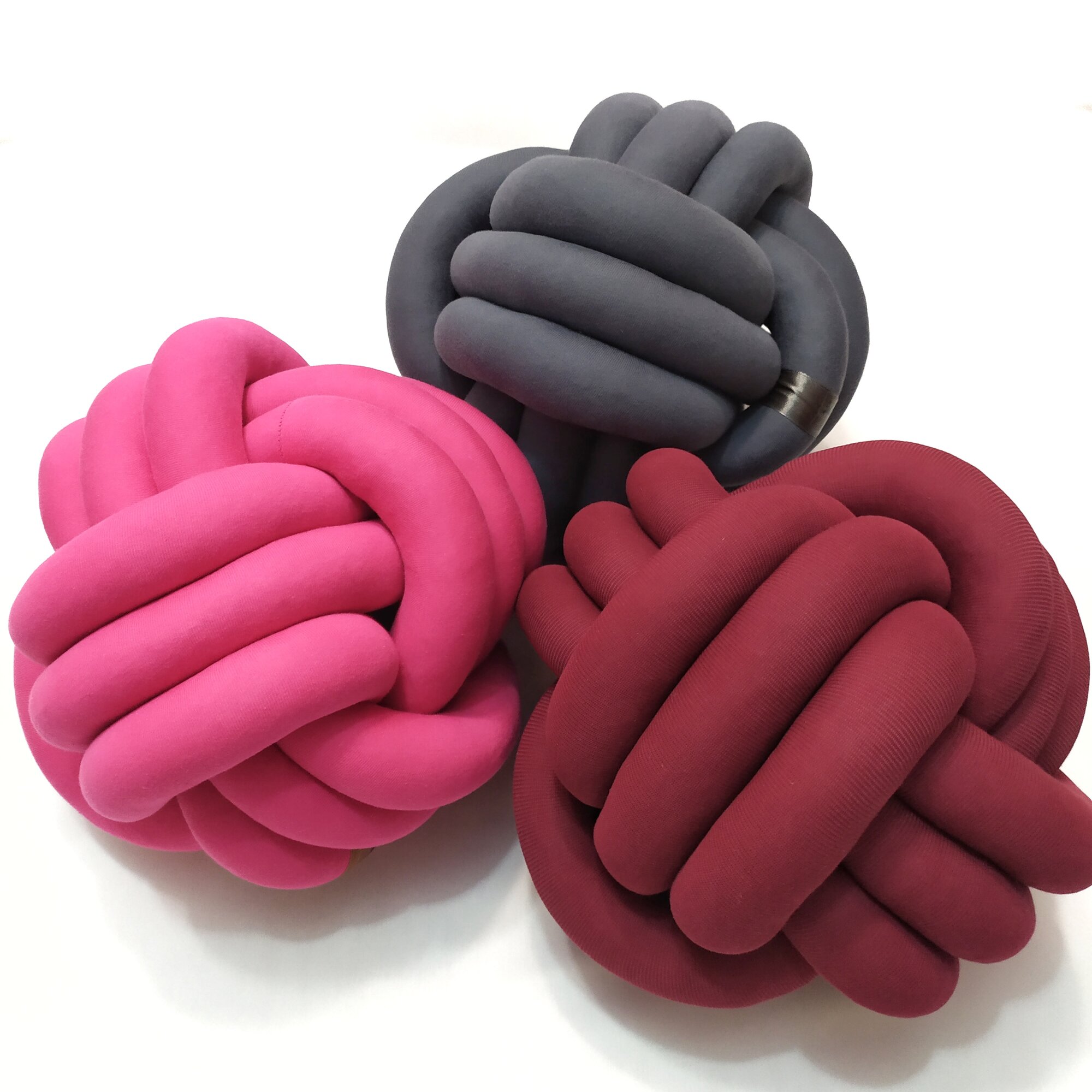 Подушка декоративная 35х35 бордового цвета. Большая подушка узел на пол, шар (0160)