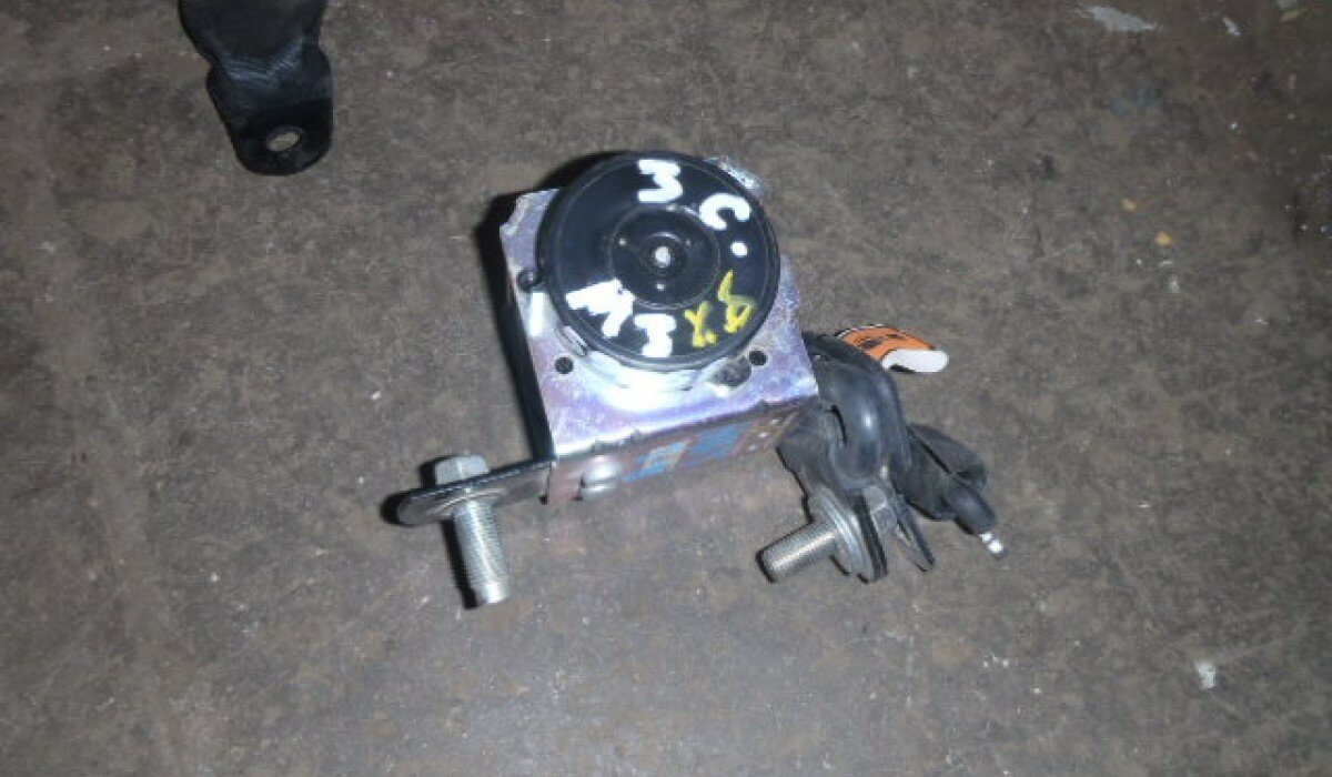 Ремень безопасности 3 (BK) Mazda BR5S57740E