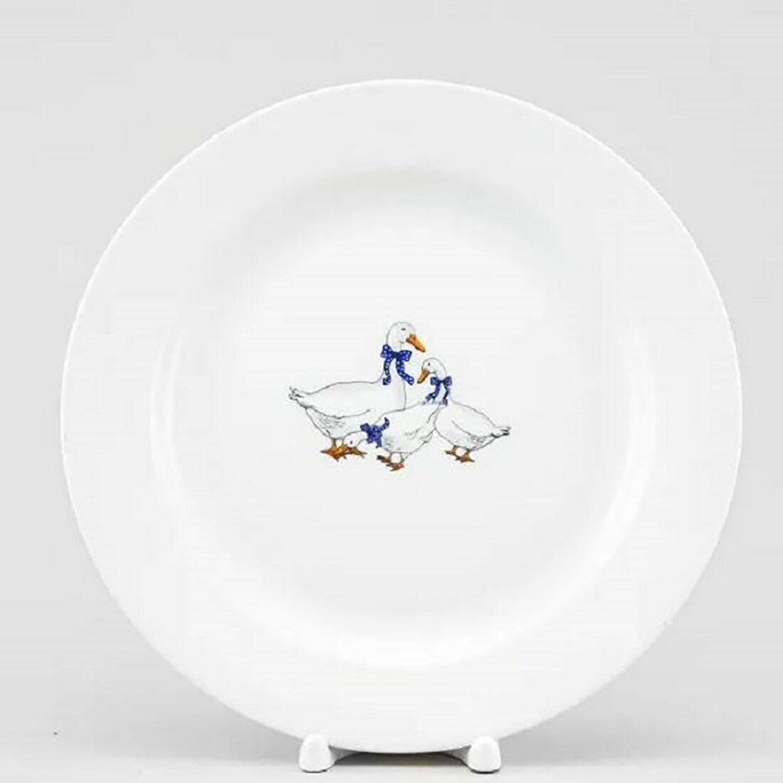 Набор фарфоровых тарелок мелких 240мм. "Гуси" гладкий край новые, Дулево - 4 шт.