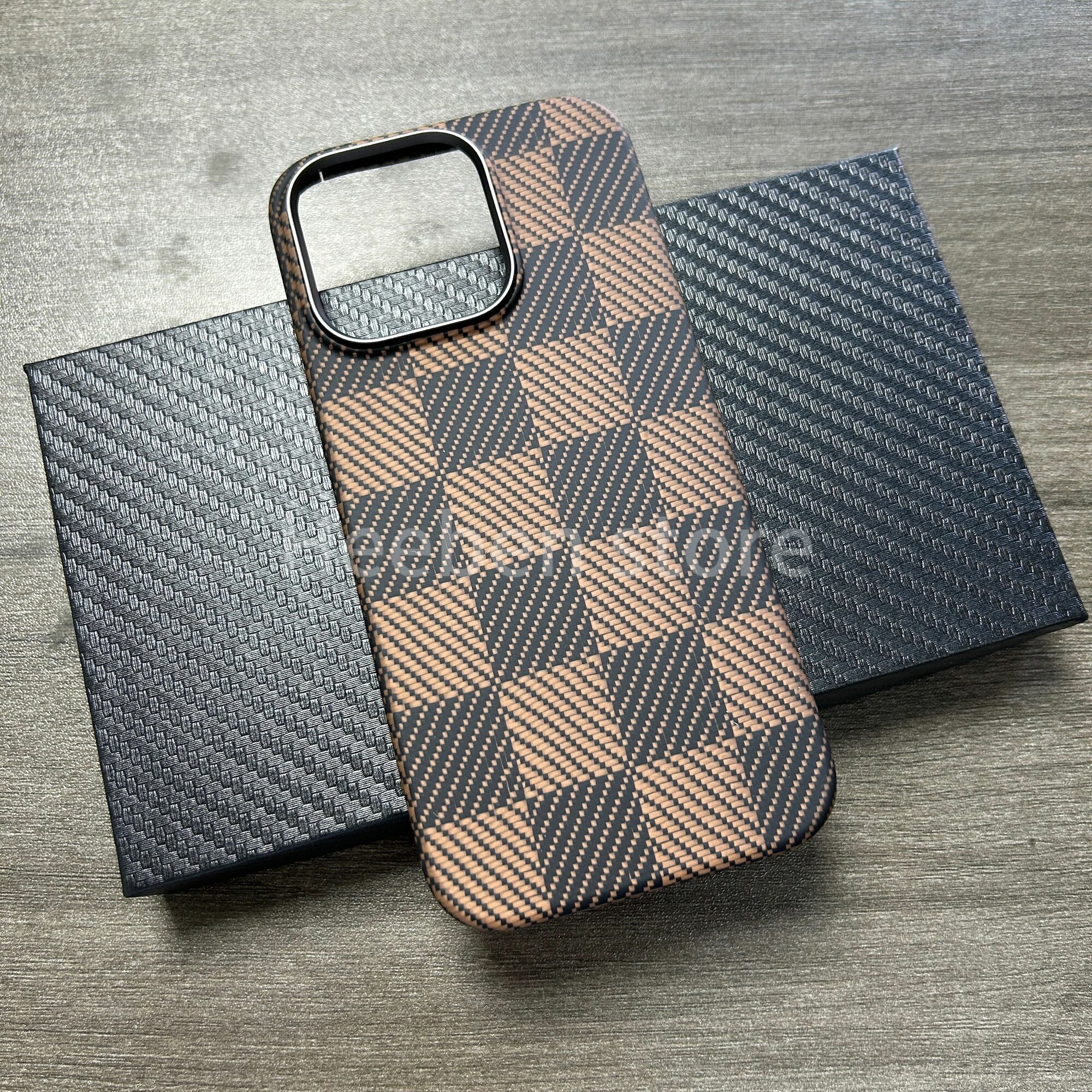 Чехол Real Carbon apple iphone 16 pro, Ультратонкий чехол из углеродного волокна для смартфона iPhone 16pro