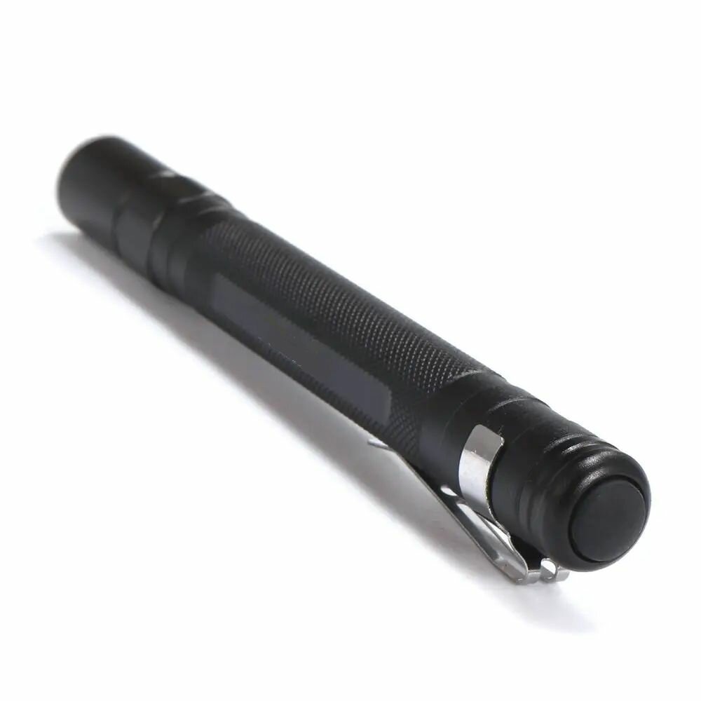 Фонарик с зумом, работает от двух батареек ААА BL-7820