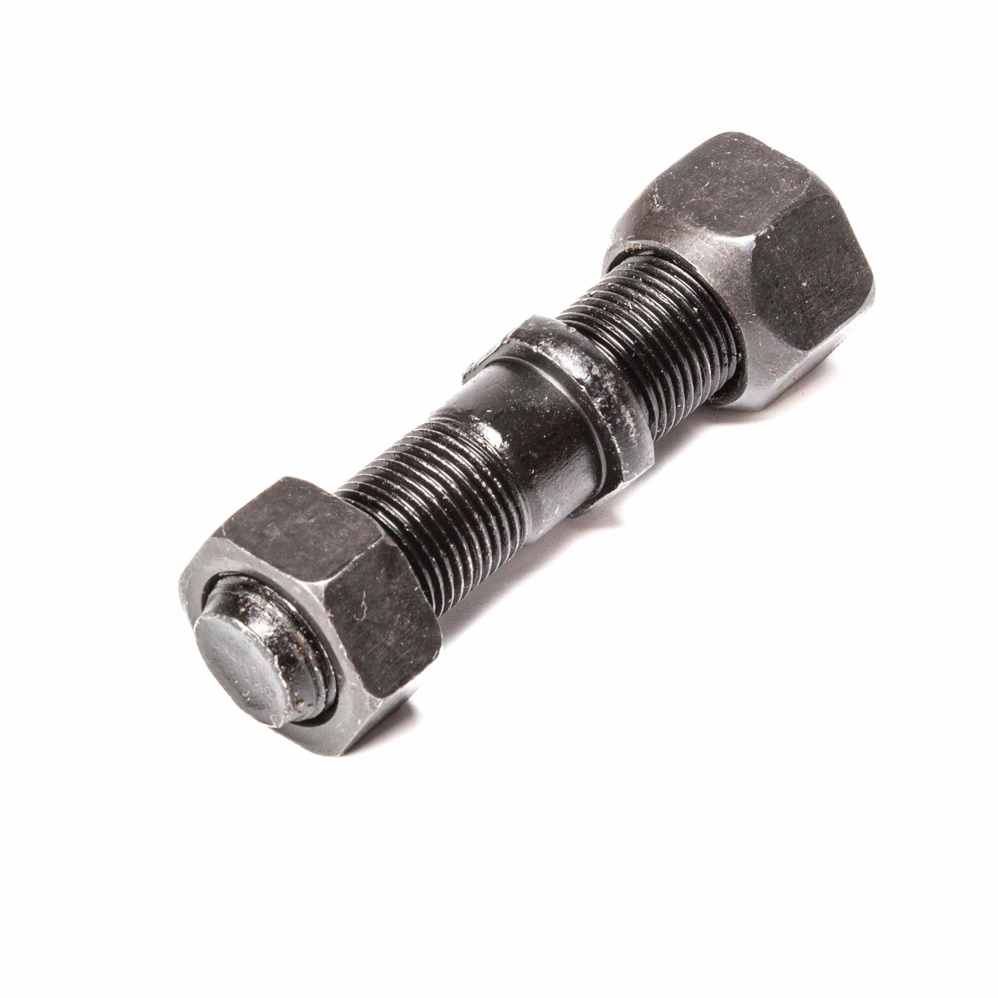 Шпилька (М18х1.5) 887А-3103016-30 (М18*1,5) правая правая ступицы 2ПТС-4 в сборе с гайками (Китай)