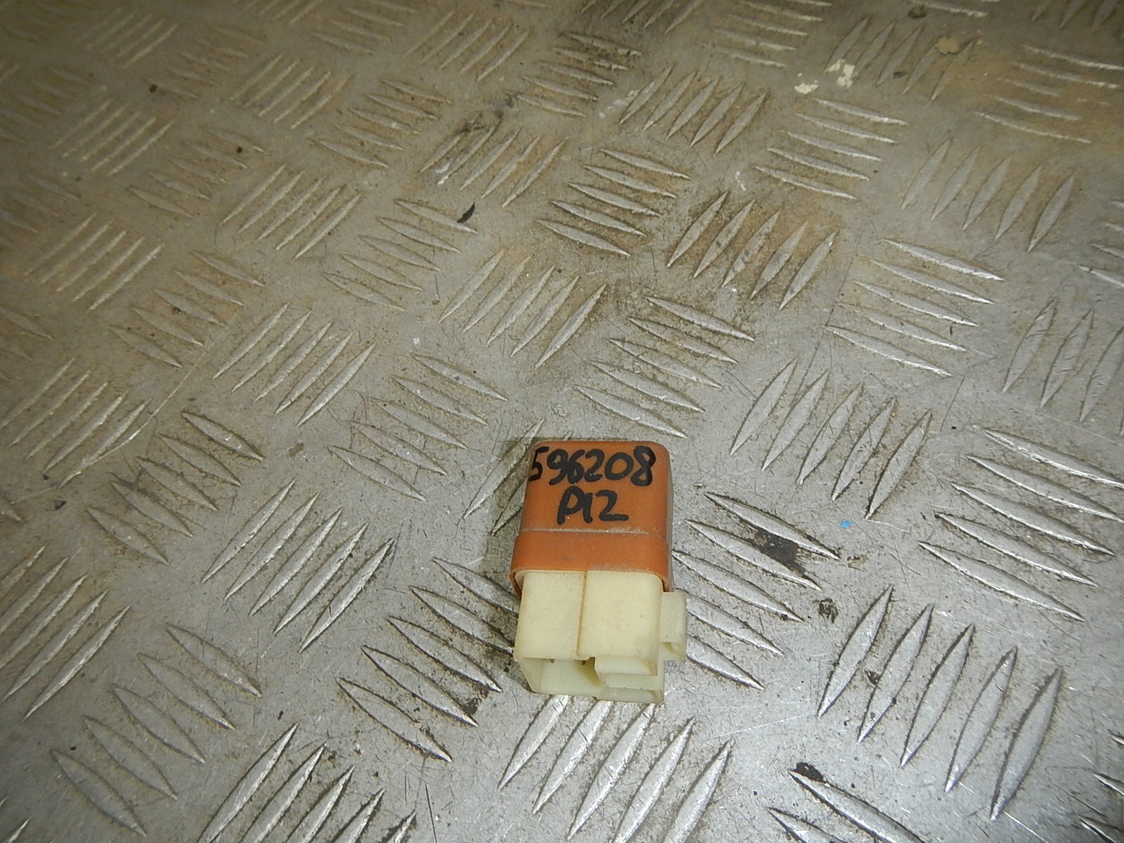 Б/У Реле, Nissan (Ниссан)-PRIMERA P12E (02-) NISSAN PRIMERA P12E (02-) Без видимых повреждений. 596208 NISSAN арт. 25230...