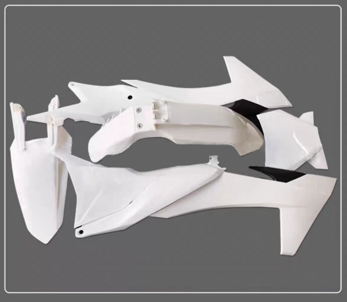 Комплект пластик белый на KTM TBI/GR8/Kews