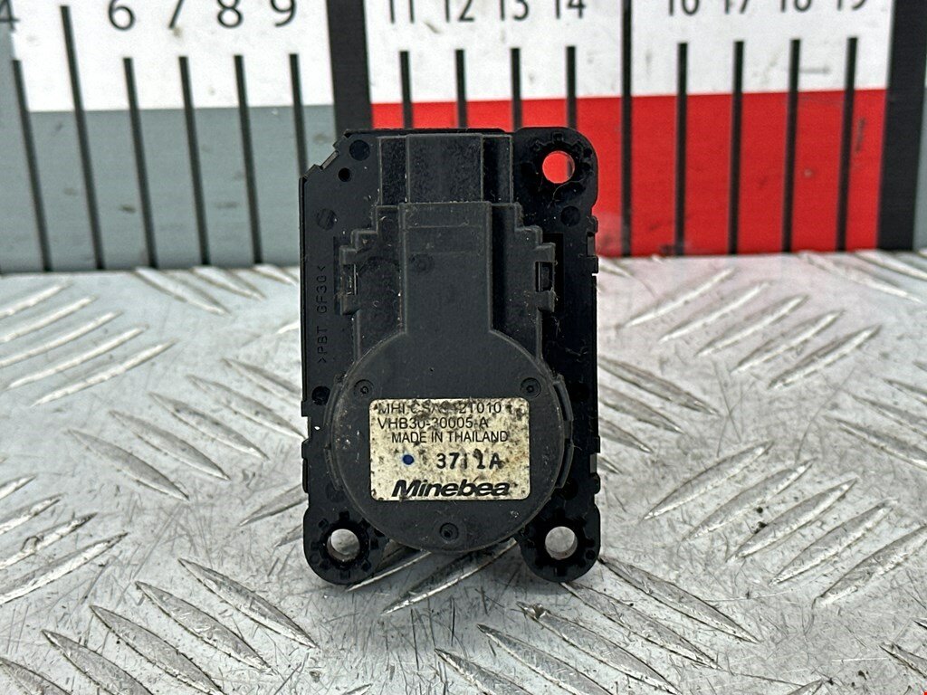 Сервопривод (электропривод моторчик привода) заслонки печки Mitsubishi ASX арт. 2260022