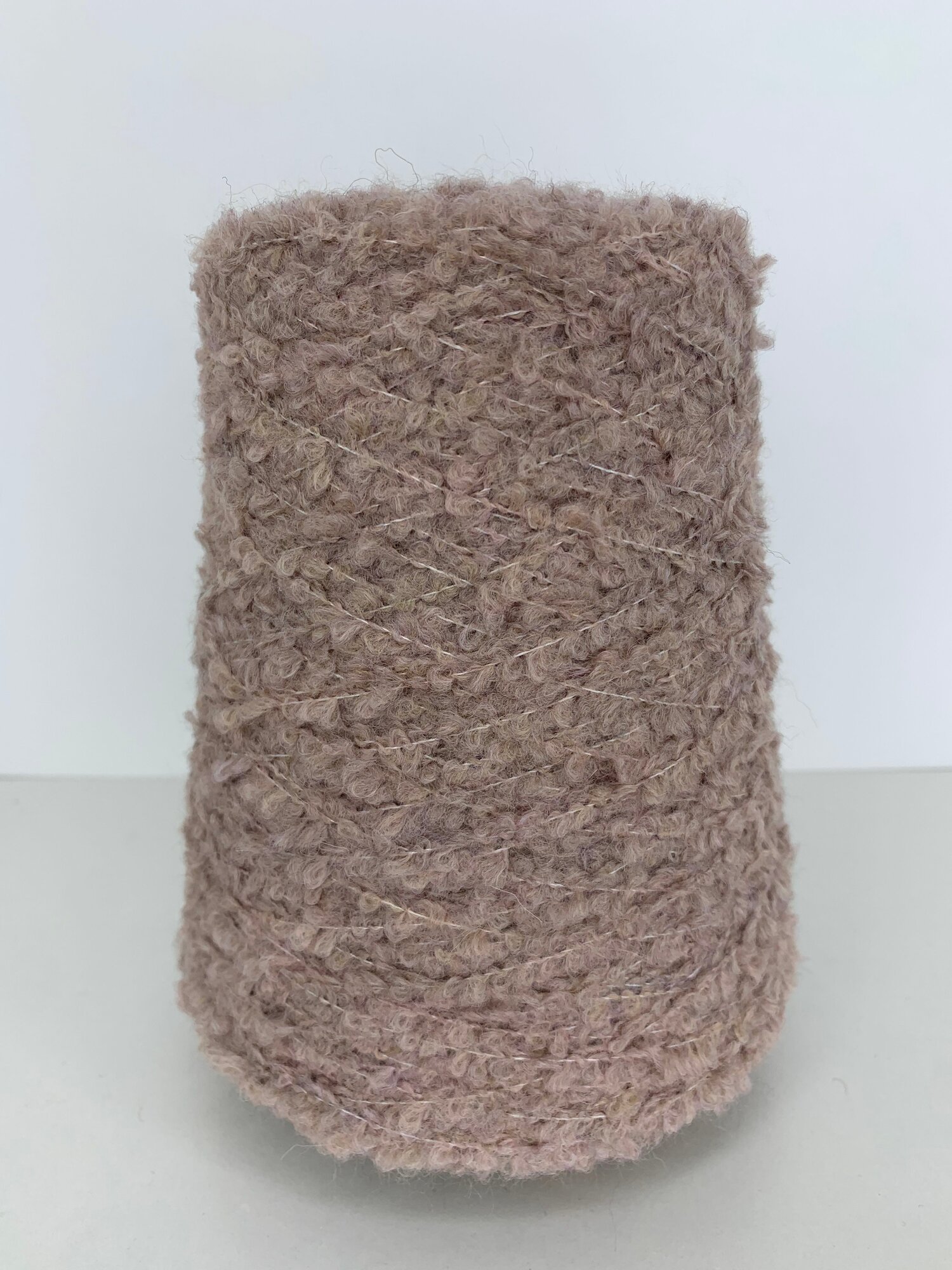 BRAZZE - Pinori Filati; 15% альпака fine, 36% меринос, 14% п/c, 35% п/а; букле; 280м/100гр; col. 8713, цвет: пыльная роза; вес 250гр; italyyarn