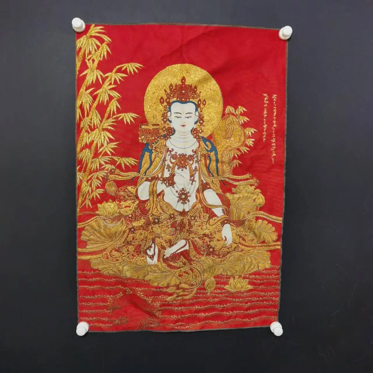 Шелковая вышивка Танка Манджушри Бодхисаттва
