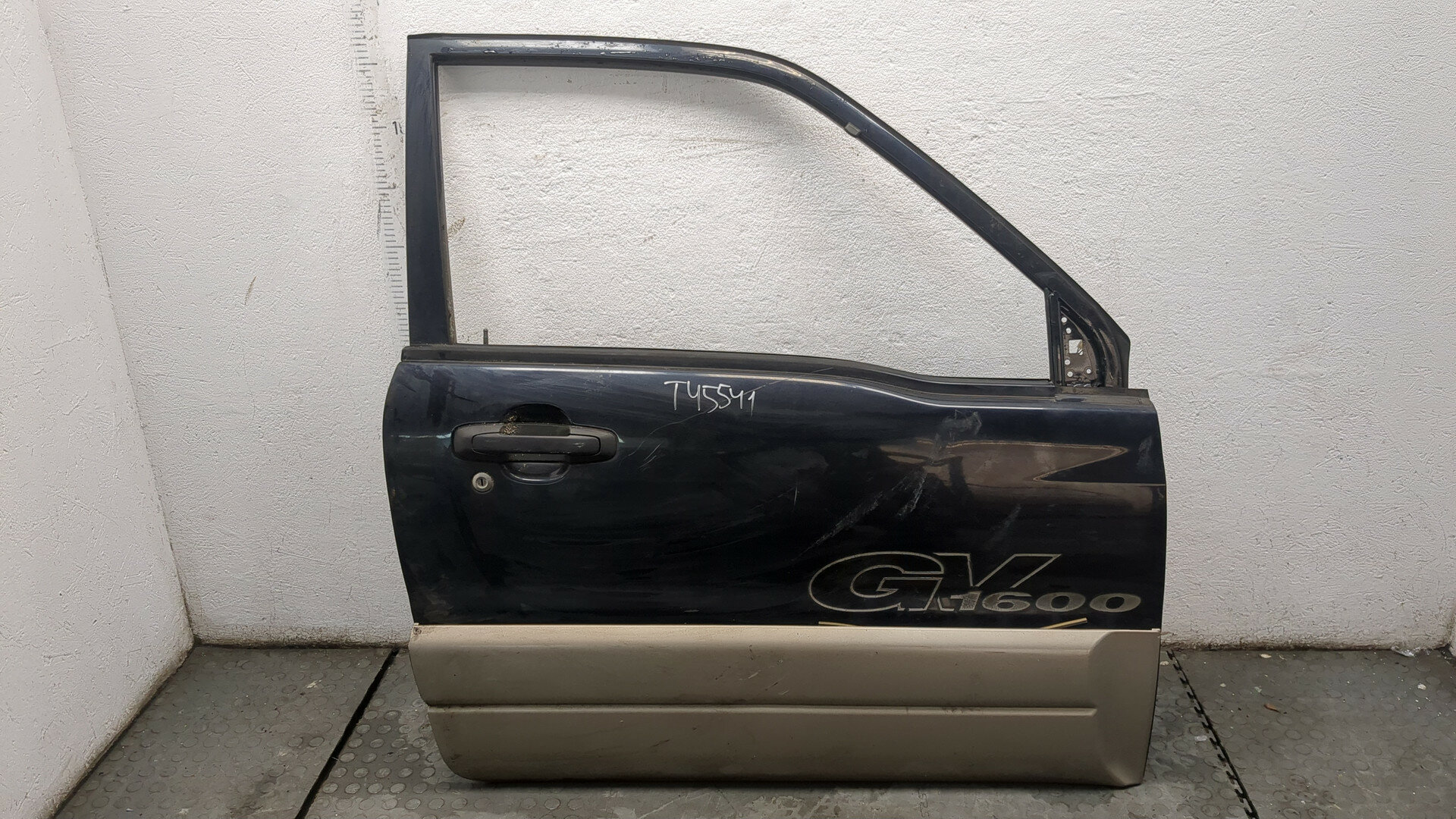 Дверь боковая (легковая) правая передняя Suzuki Grand Vitara Б/У