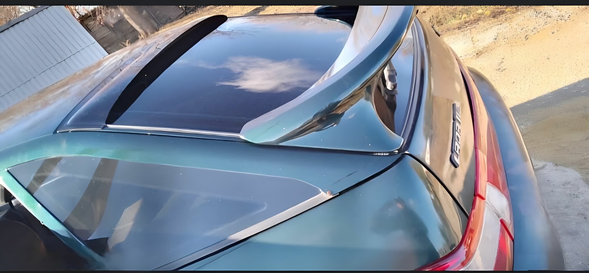 Козырек заднего стекла ВАЗ 2112