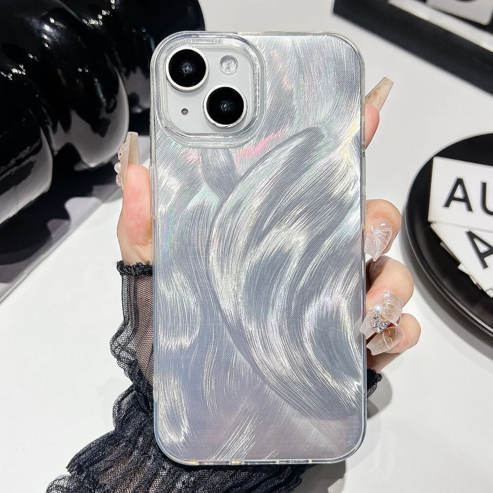 Силиконовый чехол для iPhone 13 с серебристым узором