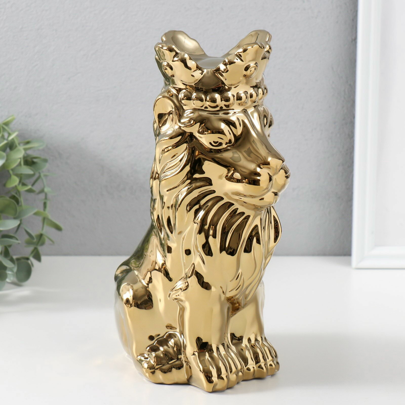 Фигурка керамика "Лев в короне", золото, 17x12x26 см, цвет: золотистый