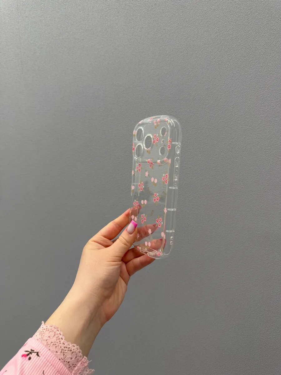 Чехол на Iphone 17 Pro , полупрозрачный , с элементами цветов . — фото 1