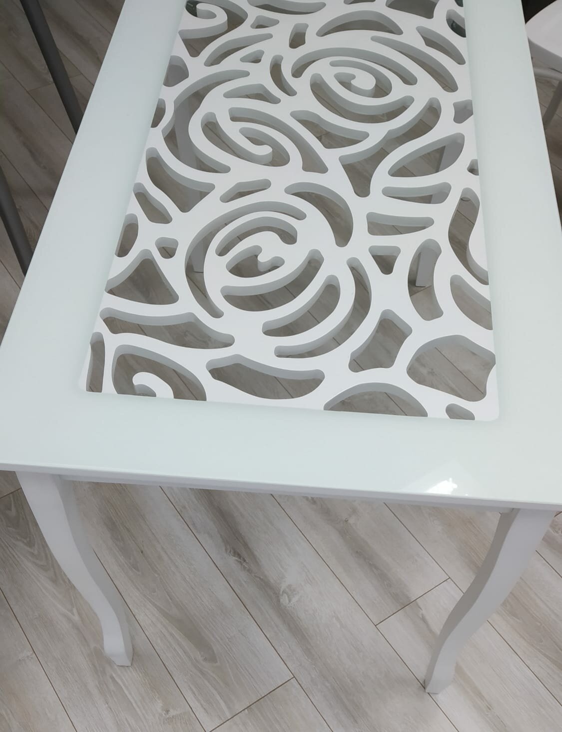 Стол белый со стеклом Ажур