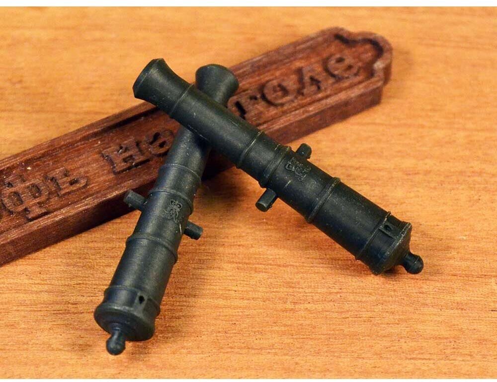 Ствол пушки тип Armstrong (6 фунтов), герб Георг 3, длина 45,9 мм, М.1:48, 2 шт