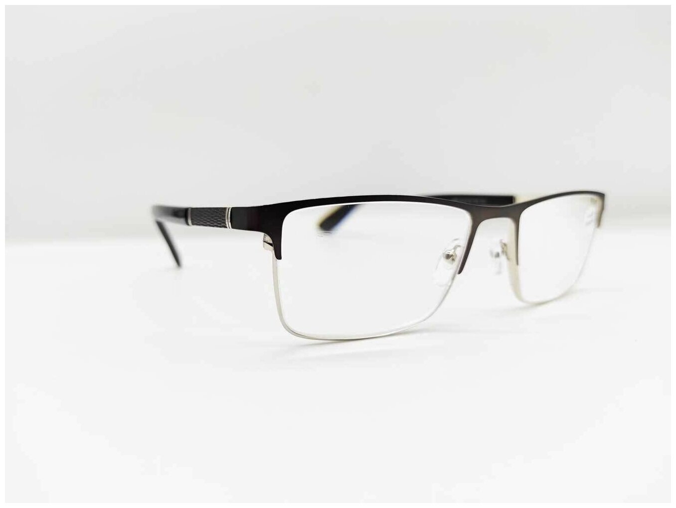 Очки для настоящего мужика готовые для чтения и дали с UV защитой +2.75