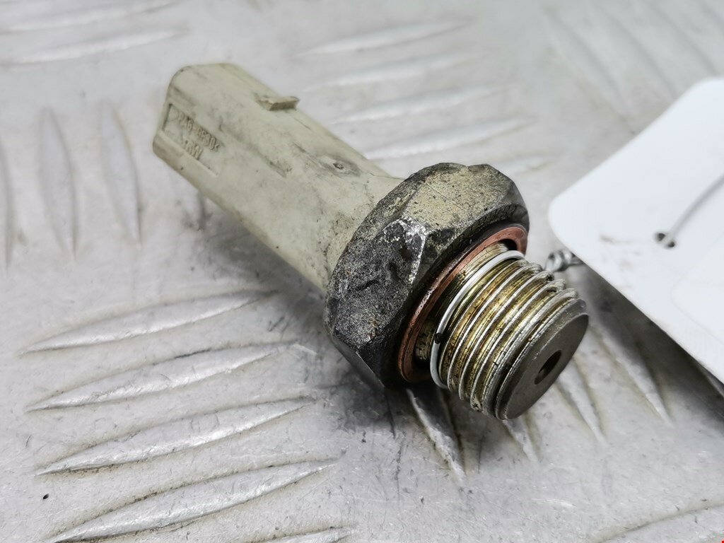 Датчик давления масла Skoda Fabia 1 арт. 1799716