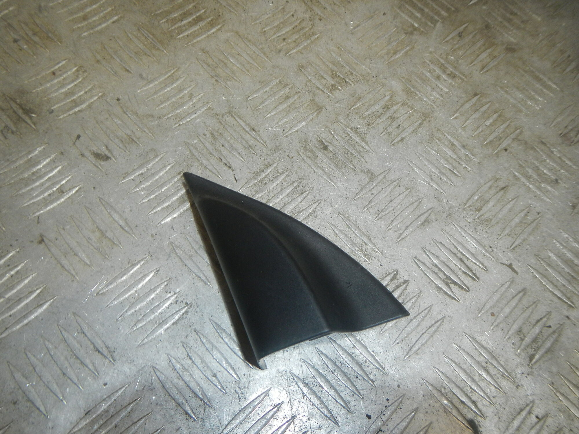 Б/У Уголок двери передней левой (внутренний), Mazda (Мазда)-CX-5 (12-) MAZDA CX-5 (12-) Без видимых повреждений. 538894 ...