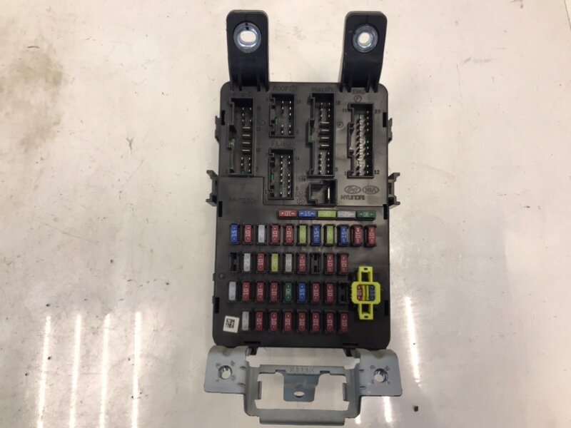 Б/У блок предохранителей, реле салона Kia Rio 2011 JB G4EE 38317 Hyundai-KIA арт. 919501G080