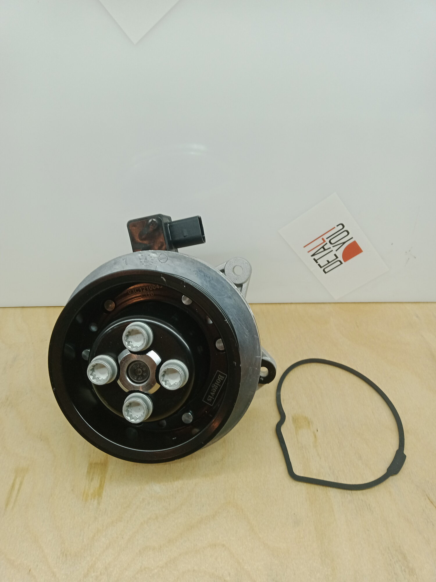 Насос водяной (помпа) 1.4 VAG TSI EA111 Tiguan, Passat, Golf