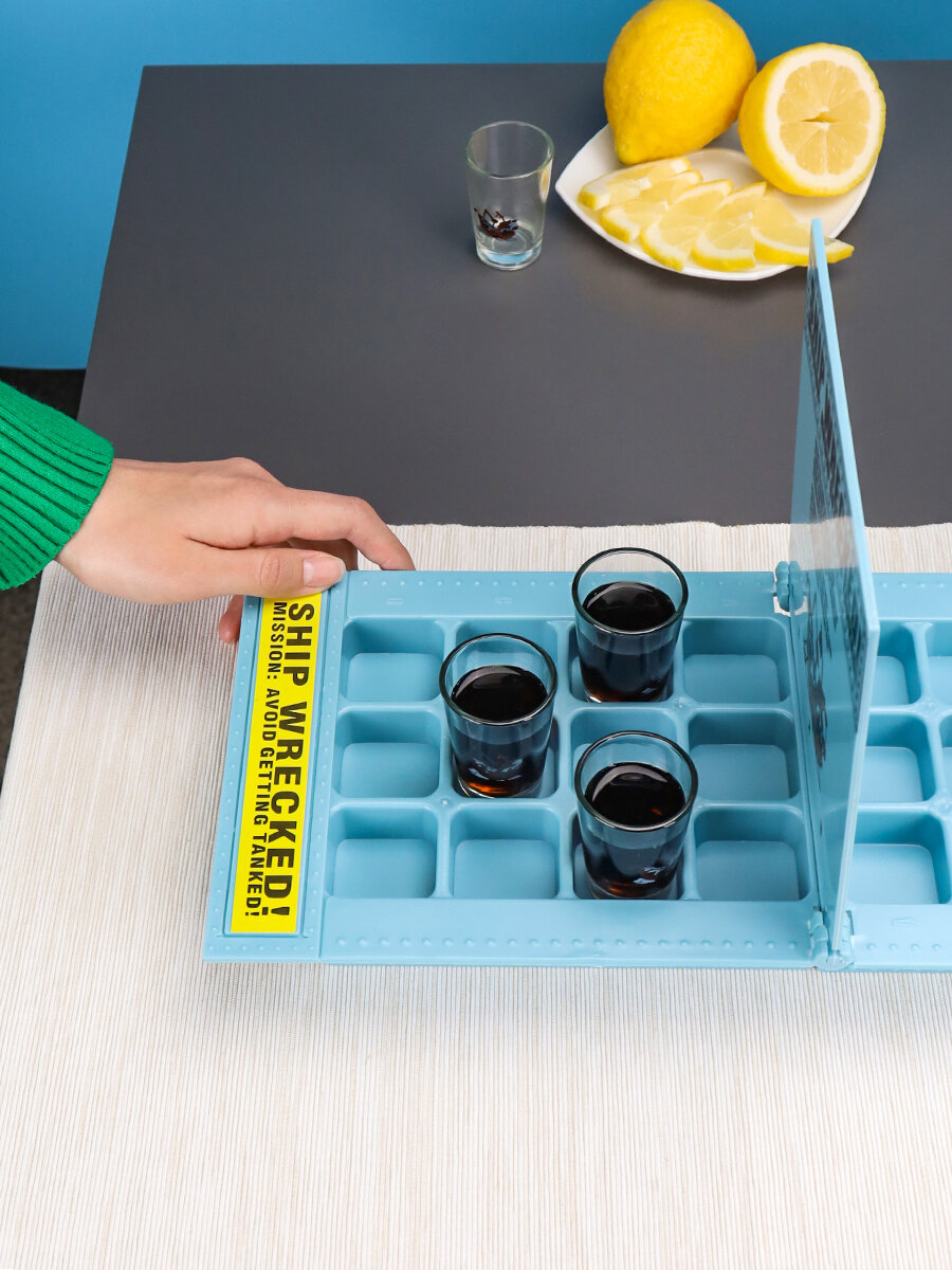 Алкогольная настольная игра MILAND "Морской бой ИН-1561", 2 игрока, голубая