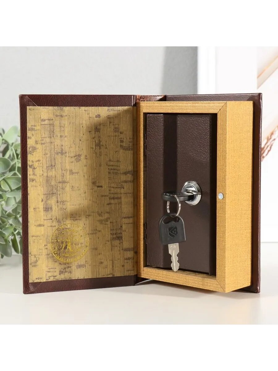 Элегантная деревянная шкатулка для денег