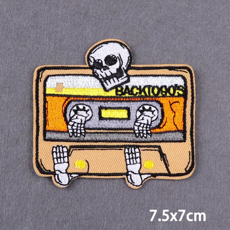 Нашивка Backtoso's с черепом и кассетой, 7.5x7 см, PE8687CT