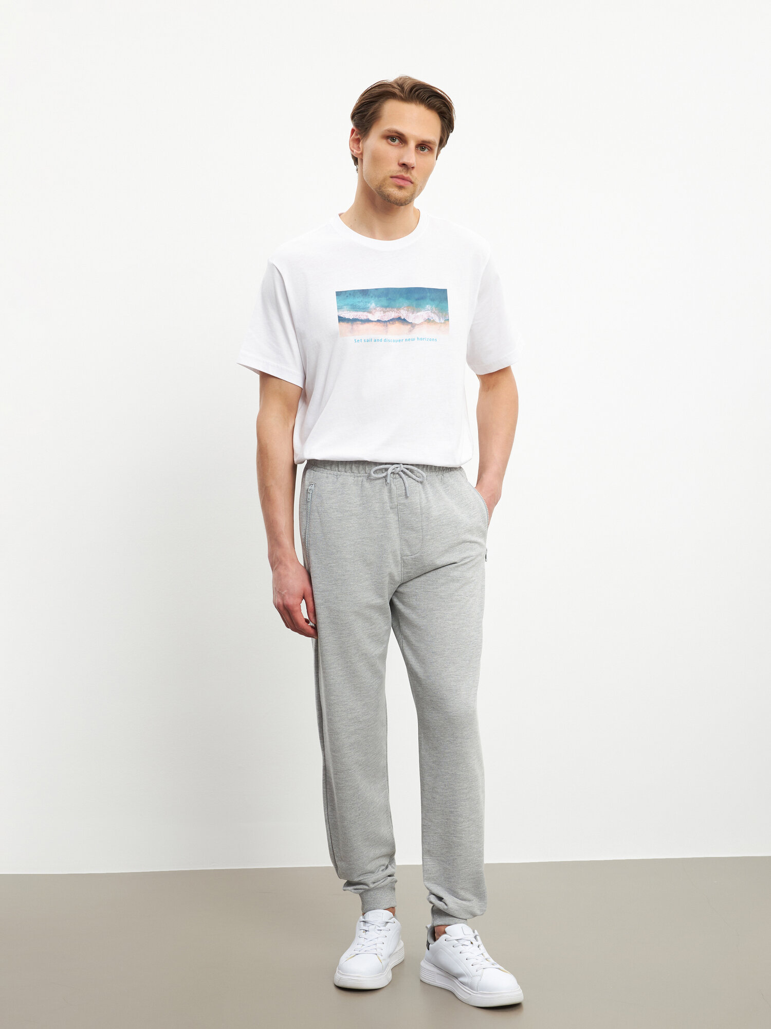 Брюки спортивные