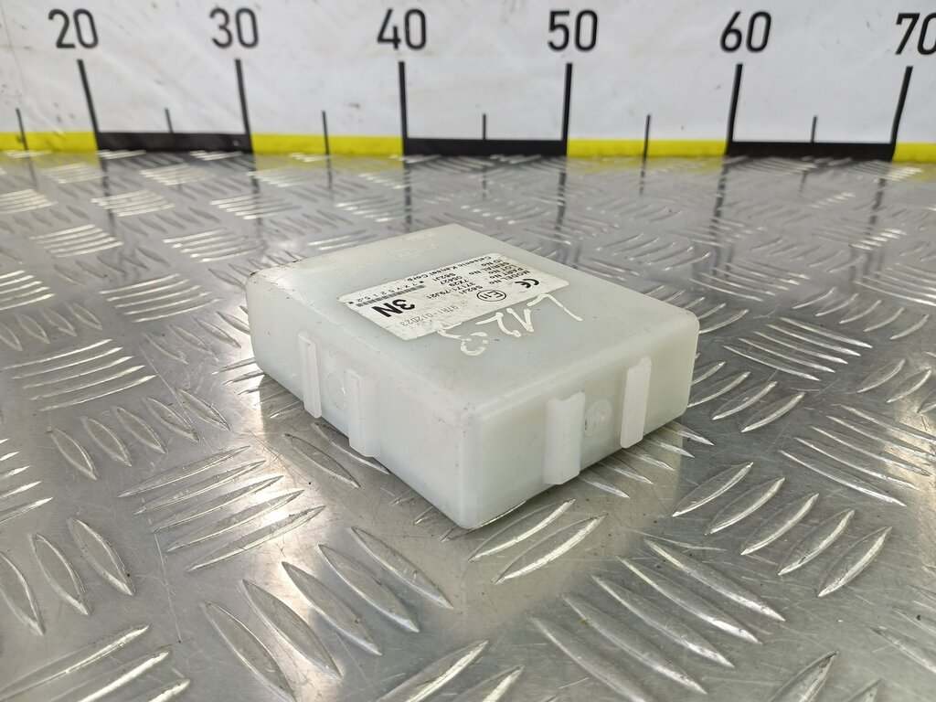 Блок управления центральным замком Б/У для SUZUKI SX4 I рестайлинг (2009—2014) 3717179J02