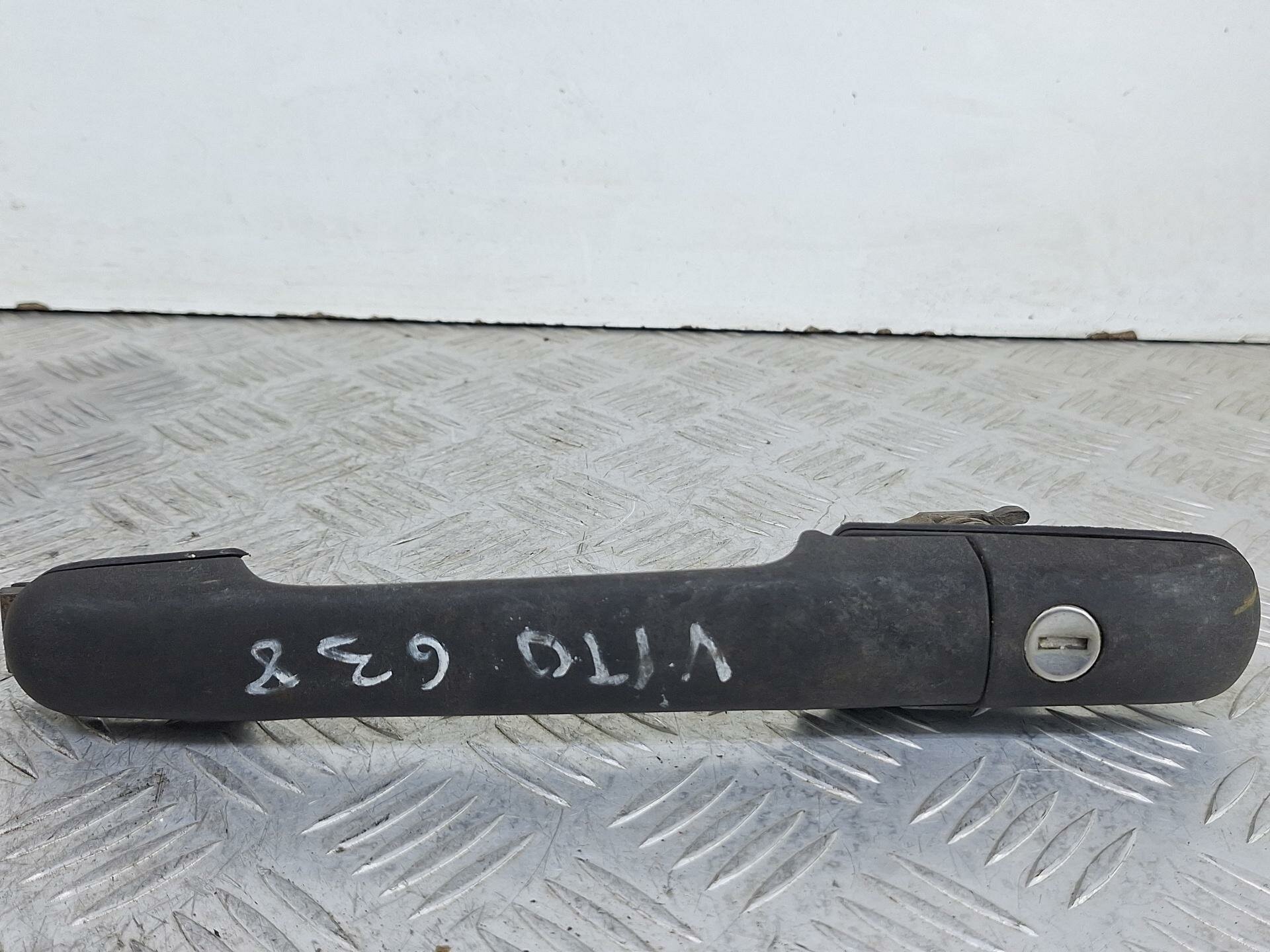 Ручка наружная двери Mercedes-Benz Vito W638 (1996 - 2003)