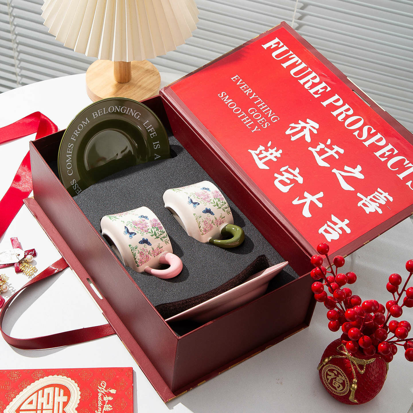 Винтажный керамический набор кофейной чашки и блюдца, идеально подходящий в качестве подарка на свадьбу, помолвку, новоселье или день рождения для мужчин и женщин.