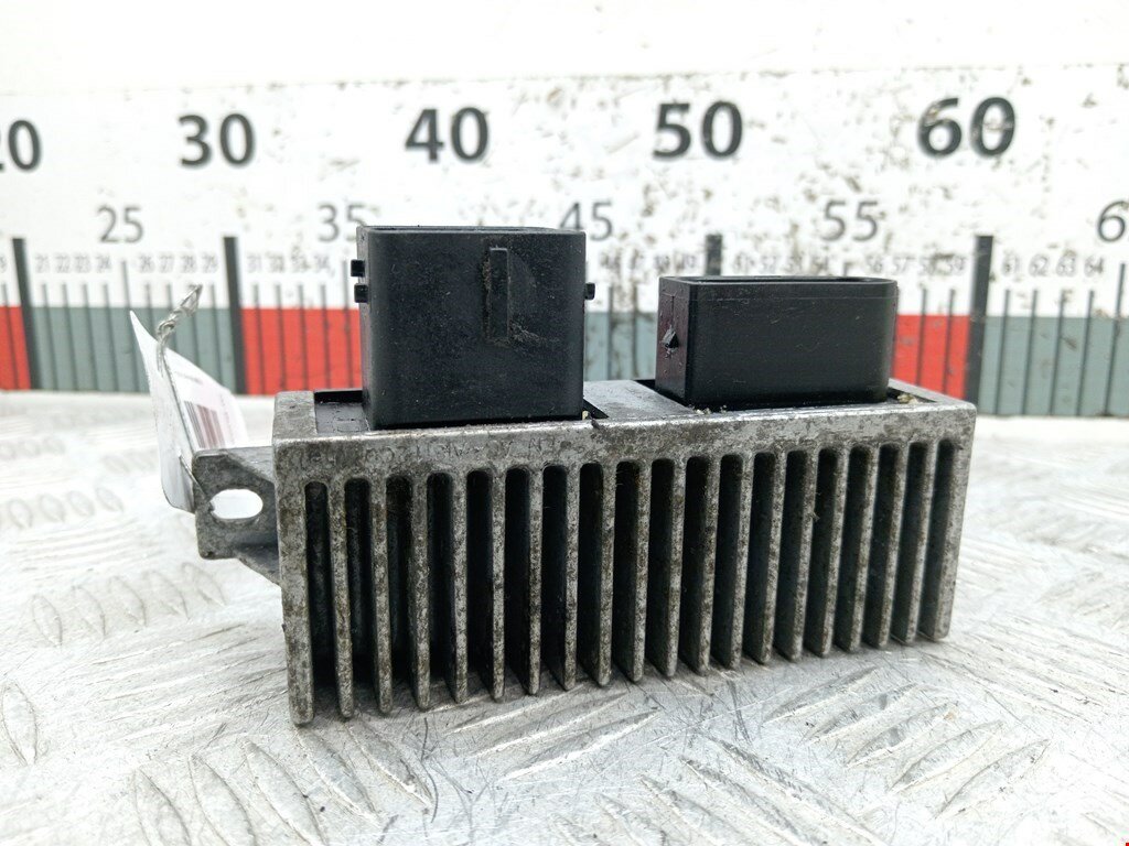 Реле свечей накала Renault Master 3 271206395R арт. 2168425