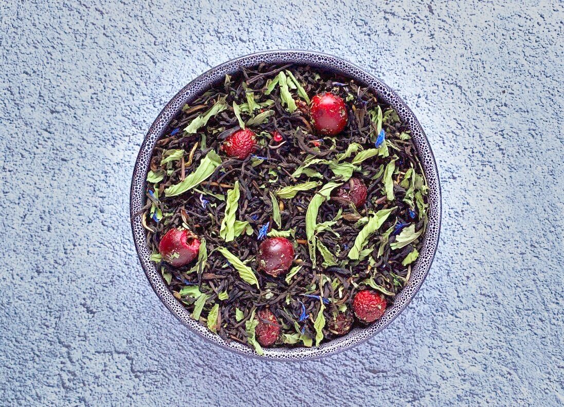 Чай черный китайский с добавлением трав и ягод - На поляне клюква, 100 гр.