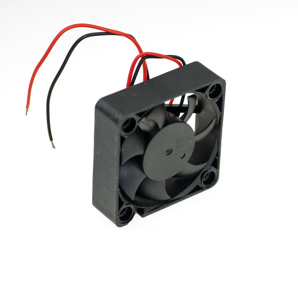 Осевой вентилятор 50х50х15 мм, 5700 об./мин, 12 В