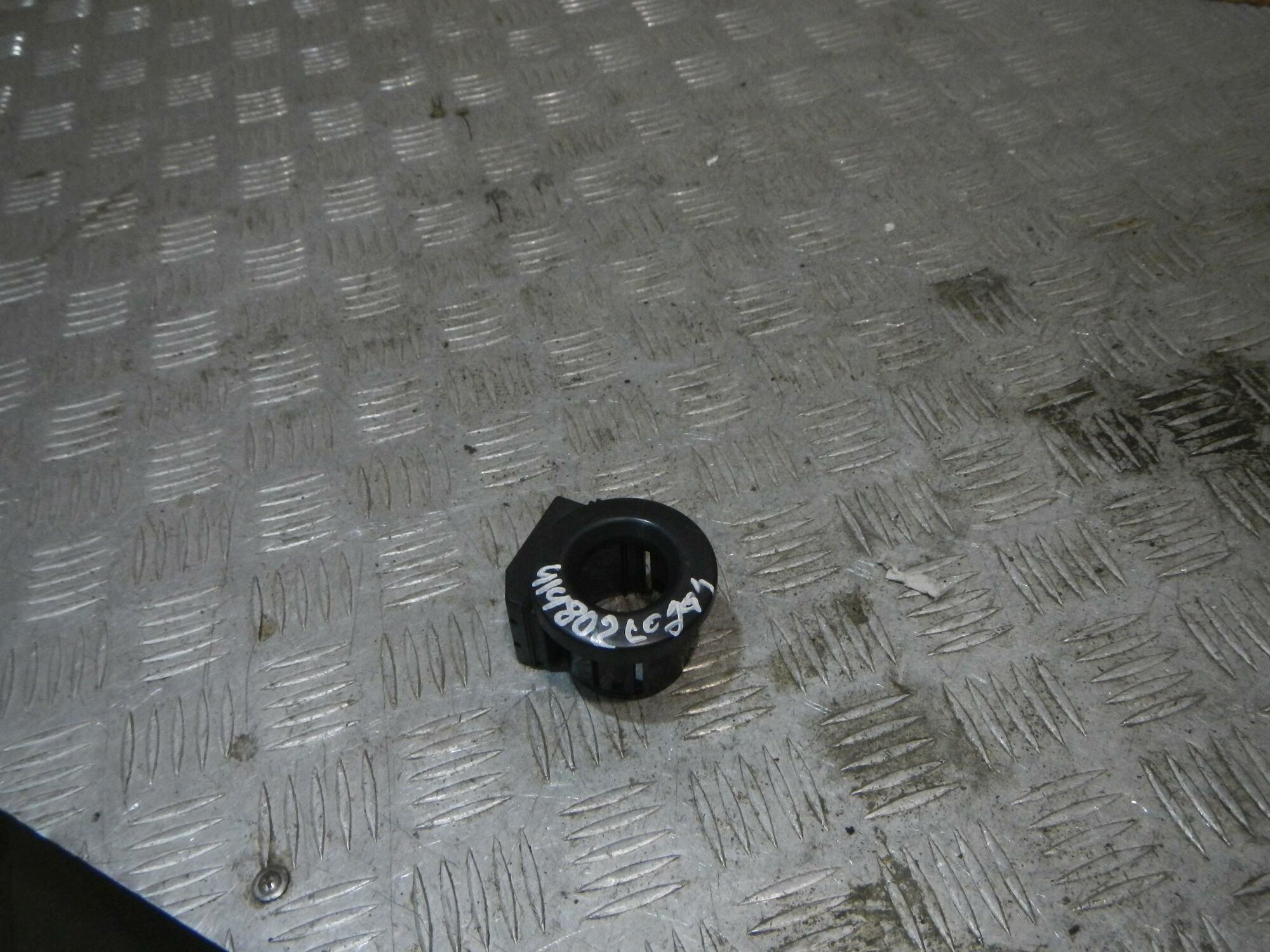 Б/У Иммобилайзер, Renault (Рено)-LOGAN (05-) RENAULT LOGAN (05-) Потертости. 414802 RENAULT арт. 8200826300