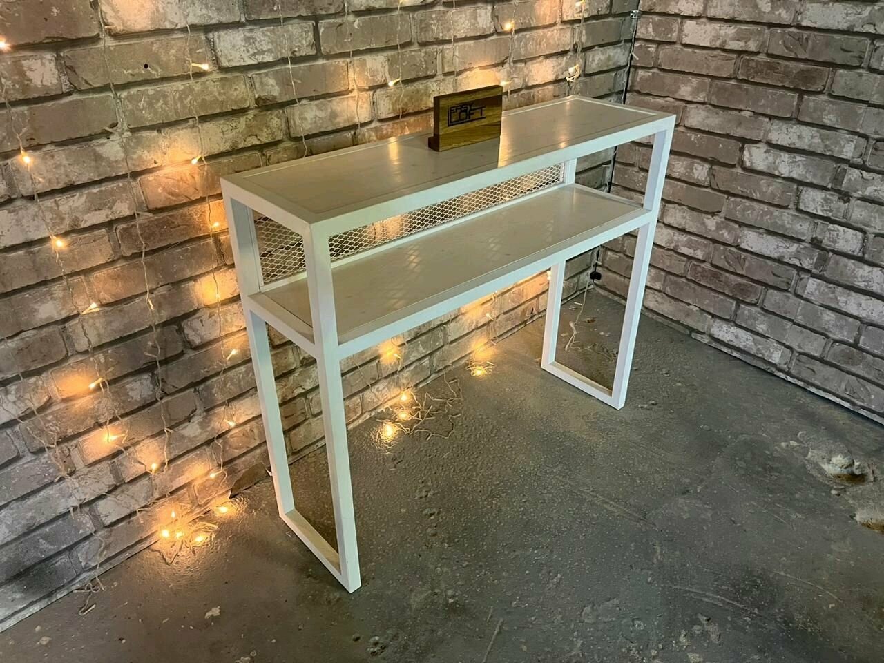 Консоль "EasyLOFT" в стиле лофт из массива хвойных пород, с сеткой, 100х30х85 см.