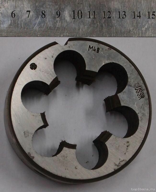 Плашка 2650-2627 М48х5,0 9ХС (d90мм, L36мм) ГОСТ 9740-71