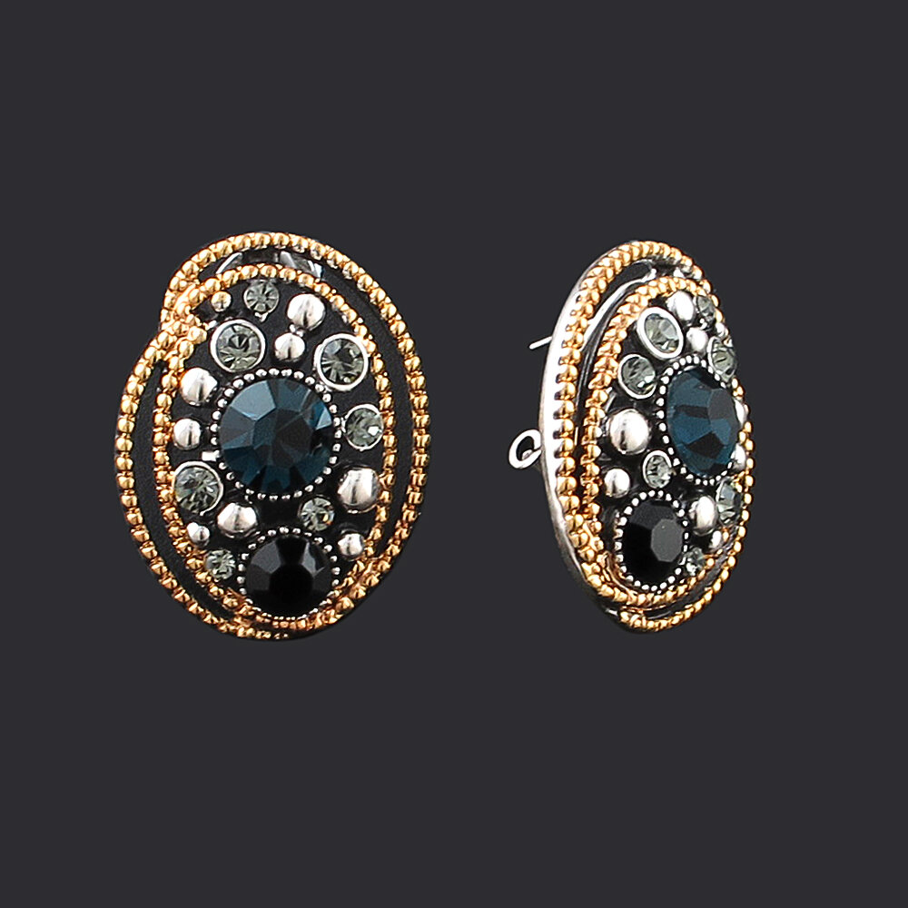 Серьги пусеты, стекло