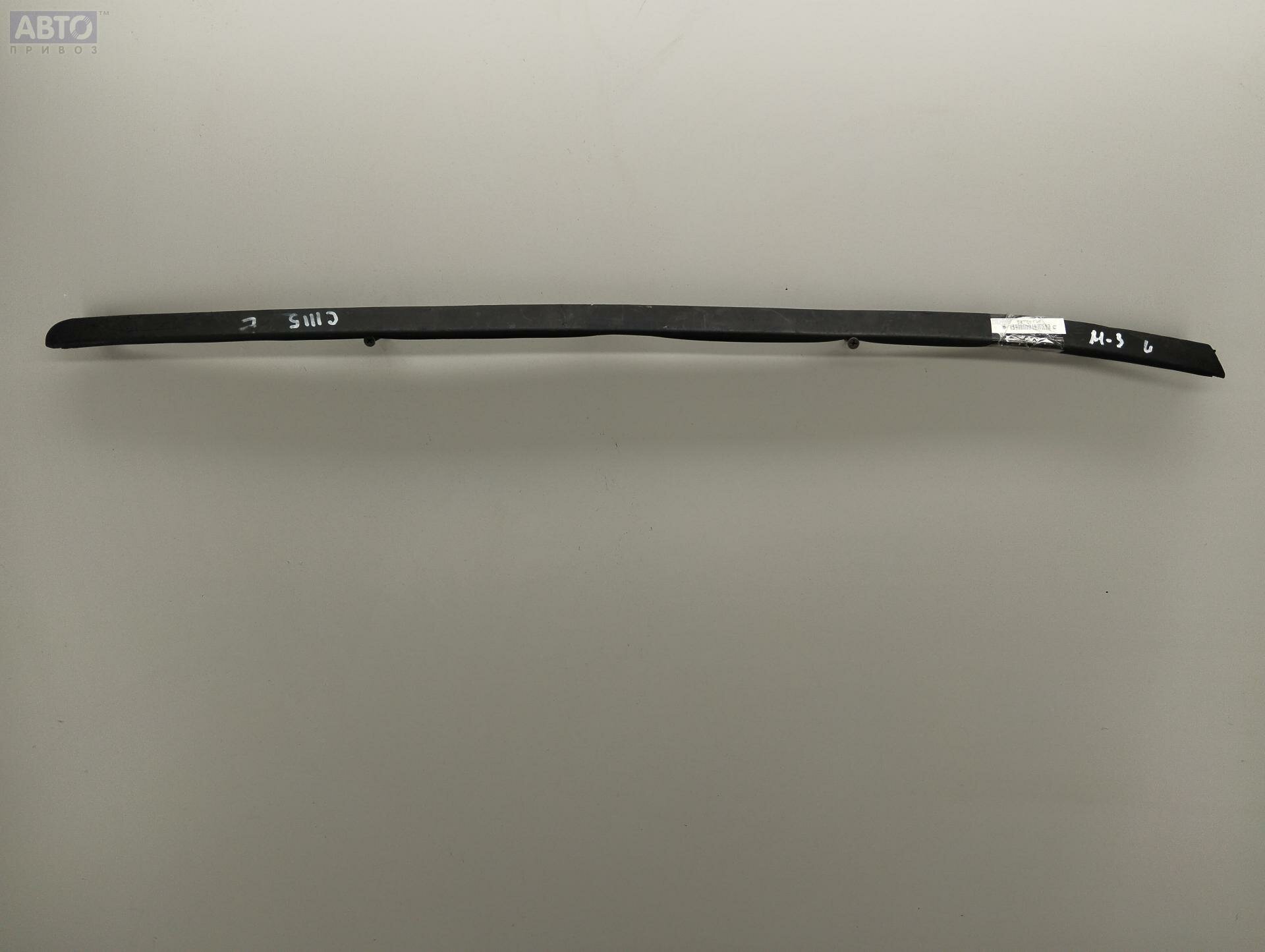 Молдинг лобового стекла Ford Mondeo 3 (2000-2007)