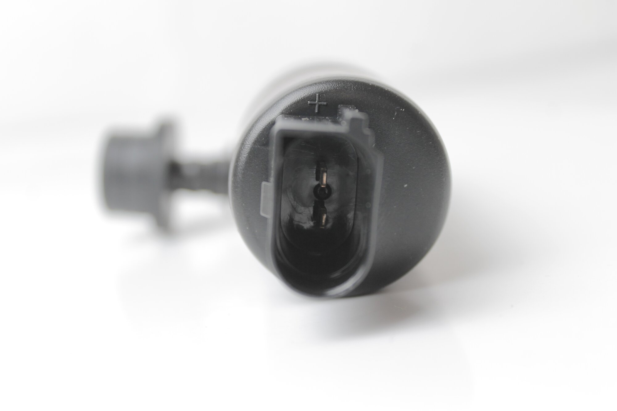 Насос/Моторчик омывателя AUDI A1 8X, A4 B8, A5 8T, A6 C7, A8 D4 BMW 1 F20, 3 F30, 5 F10