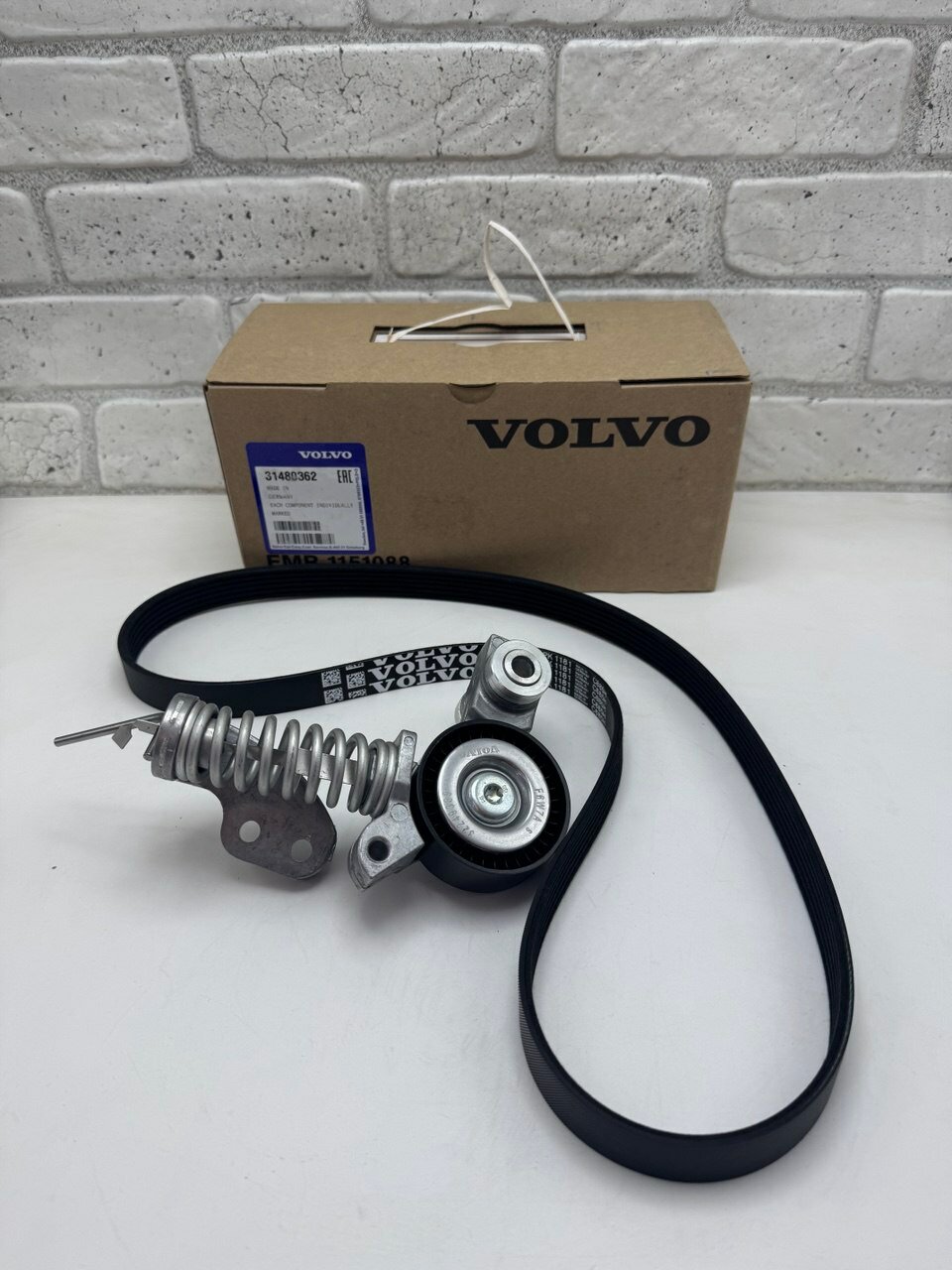 31480362 Оригинальный к-т приводного ремня Volvo