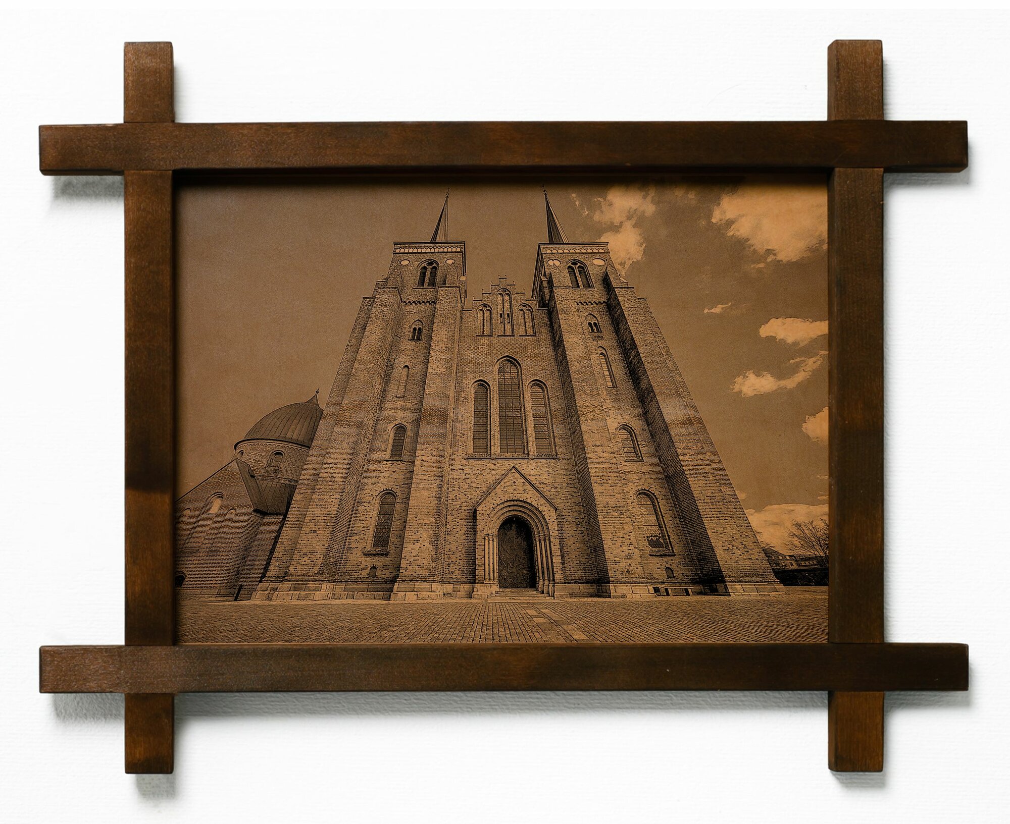 Картина интерьерная из кожи "Собор Роскилле, Дания", BoomGift